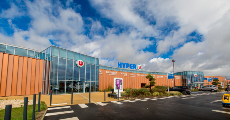 enseigne-hyper-u-cooperative-u - U Logistique